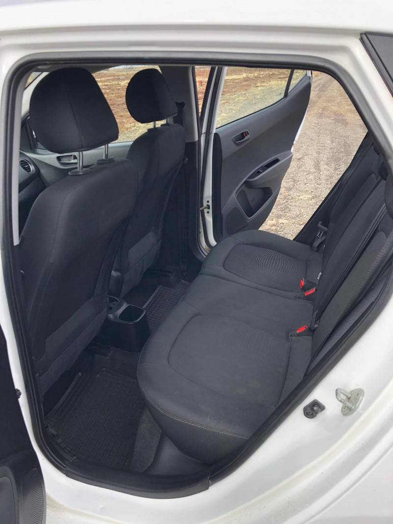 Rent a Dacia Duster in Iceland - Car rental in Iceland